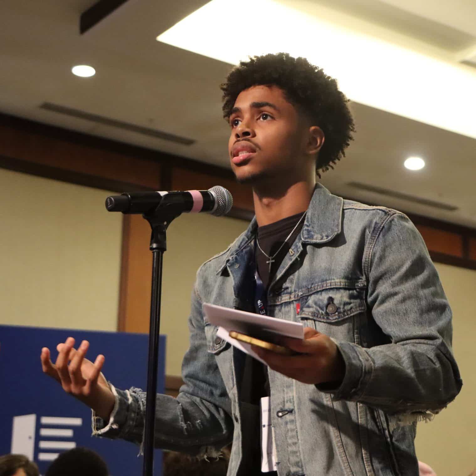 Student Deliberations - Close Up Foundation